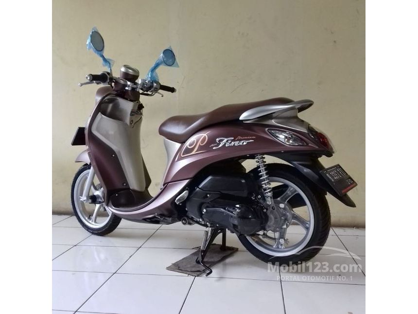 Jual Motor Yamaha Fino 2019 Premium 0.1 di Jawa Barat Automatic Others ...
