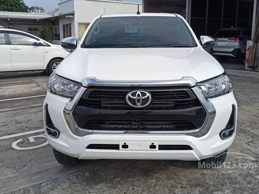 Jual Mobil Toyota Hilux 2022 G 2.4 di Kalimantan Tengah Manual Pick-up Putih Rp 436.200.000 ...