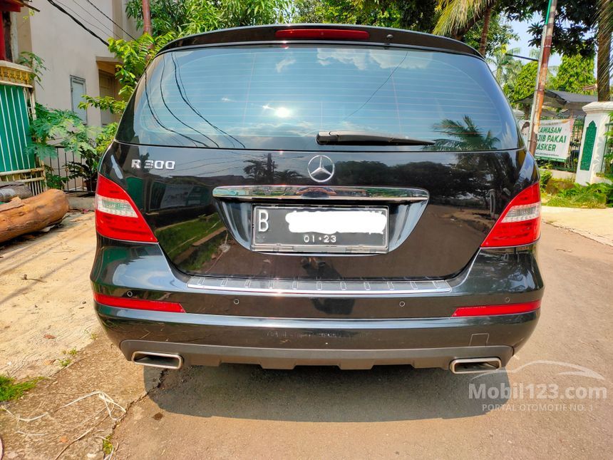 Jual Mobil Mercedes-Benz R300 L 2011 Family 3.0 di DKI Jakarta ...
