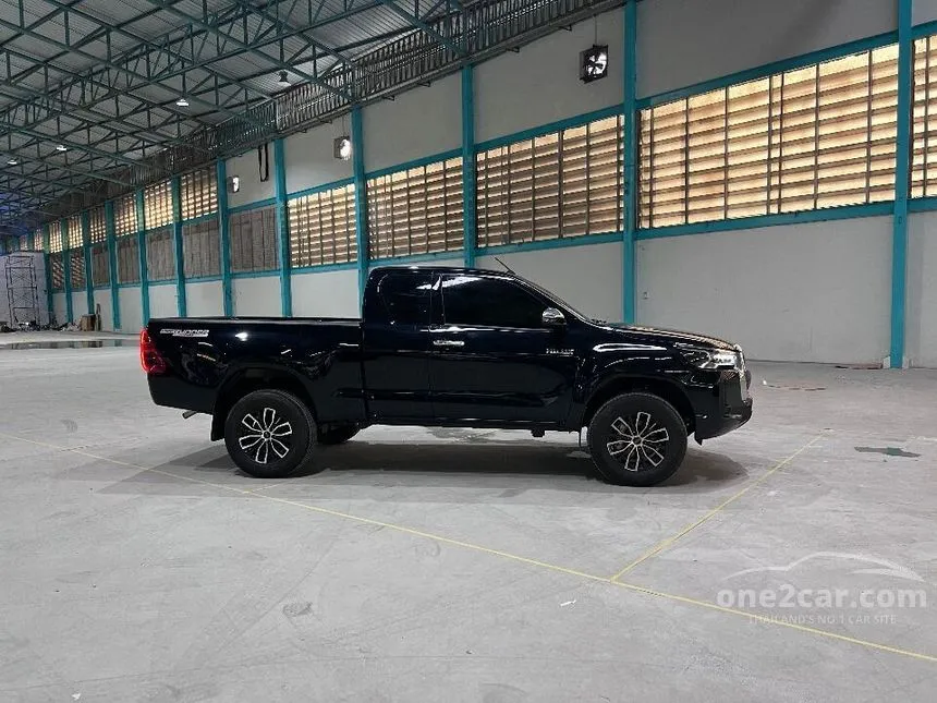 2021 Toyota Hilux Revo 2.4 SMARTCAB Prerunner Entry Pickup for sale on ...