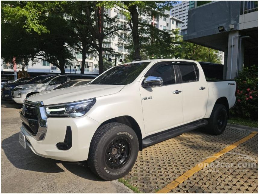 2022 Toyota Hilux Revo 2.4 DOUBLE CAB Prerunner High Pickup for sale on One2car