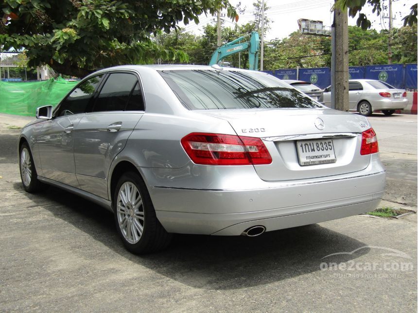 Mercedes-Benz E200 CGI 2011 Elegance 1.8 in กรุงเทพและปริมณฑล Automatic Sedan สีเงิน for 875,000 ...