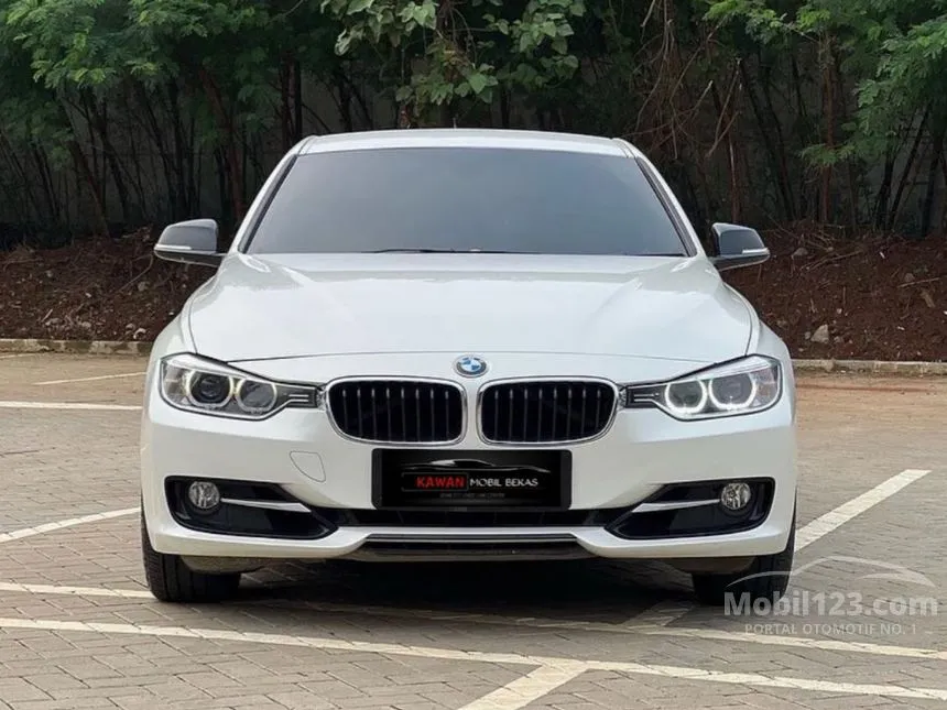 Jual Mobil BMW 320i 2017 Sport 2.0 di DKI Jakarta Automatic Sedan Putih Rp 350.000.000 ...