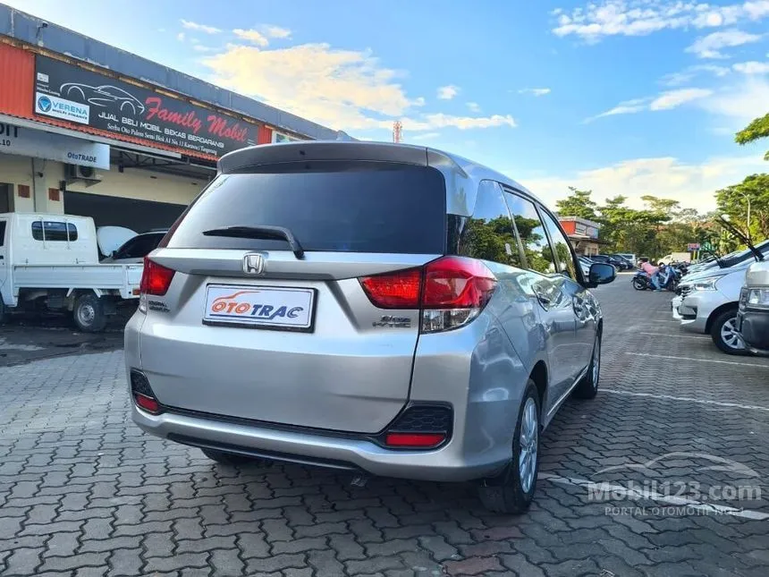 Jual Mobil Honda Mobilio 2015 E 1.5 di DKI Jakarta Automatic MPV Silver ...