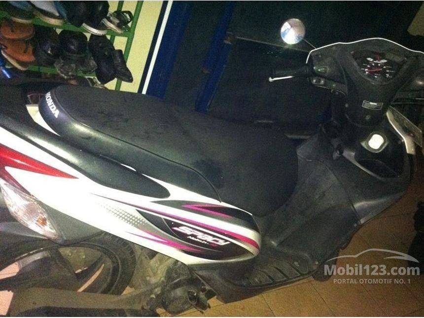 Jual Motor Honda Spacy 2011 0.1 di DKI Jakarta Automatic Putih Rp 5.950 ...