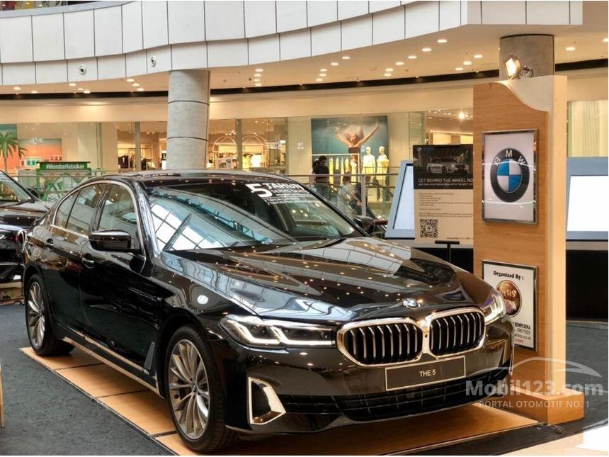 Jual Mobil BMW 530i 2021 Opulence 2.0 di DKI Jakarta Automatic Sedan ...