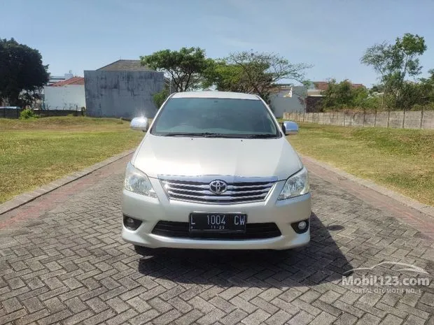 Jual Toyota Kijang Innova Solar 2012 Bekas di Indonesia Harga Kredit ...