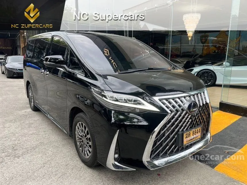2021 Lexus LM300h 2.5 (ปี 20-26) 4WD Van for sale on One2car