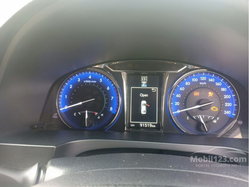 Jual Mobil Toyota Camry 2016 V 2.5 di Jawa Barat Automatic Sedan Biru ...