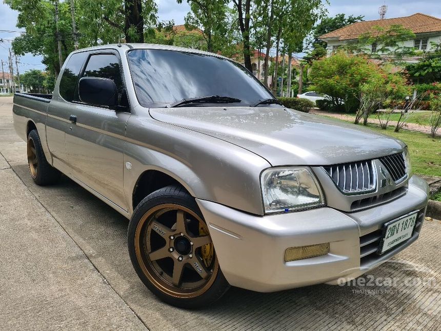 Mitsubishi Strada 2005 MEGA CAB GLX 2.8 เกียร์ธรรมดา สีทอง | One2car ...