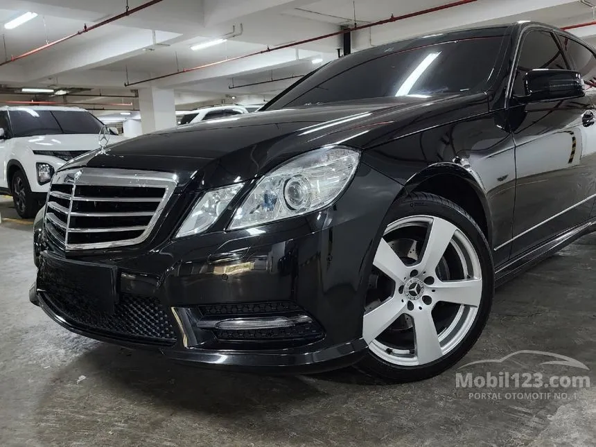 Jual Mobil Mercedes-Benz E250 2013 CGI Avantgarde 1.8 di DKI Jakarta Automatic Sedan Hitam Rp ...