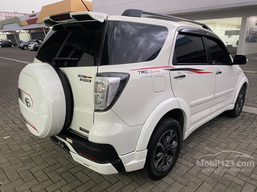 Jual Mobil Toyota Rush 2017 TRD Sportivo Ultimo 1.5 di Jawa Barat ...