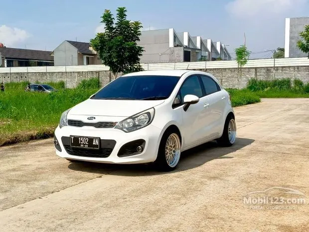 Jual KIA Rio Bekas di Indonesia Harga Murah, Kondisi Terbaik | Mobil123
