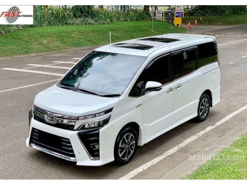 Jual Mobil Toyota Voxy 2017 2.0 di DKI Jakarta Automatic Wagon Putih Rp ...