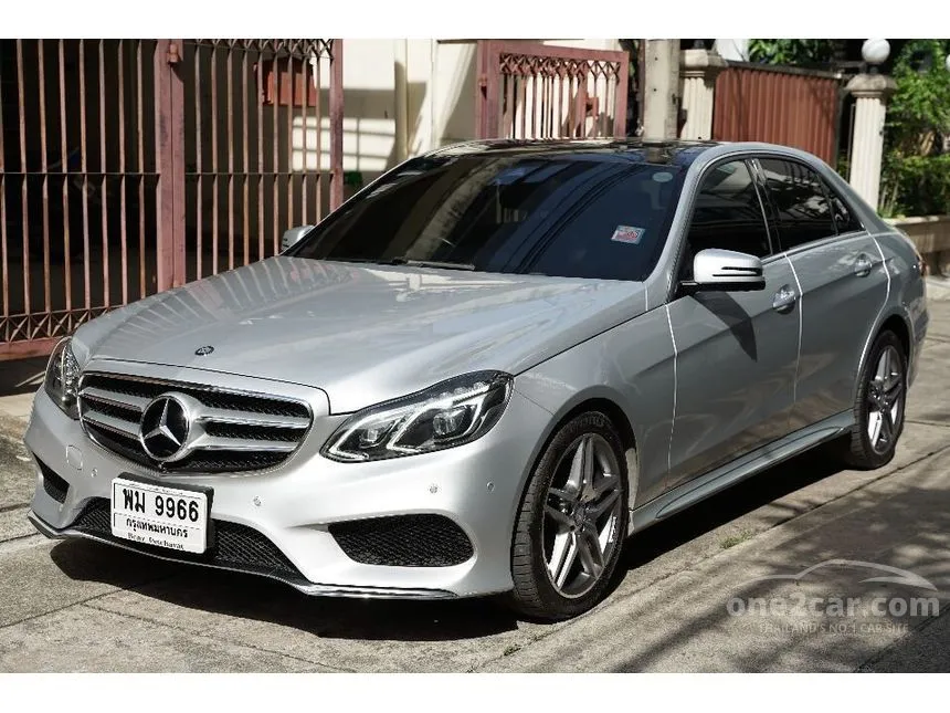 2015 Mercedes-Benz E300 2.1 W212 (ปี 10-16) AMG Dynamic Blue TEC HYBRID Sedan for sale on One2car