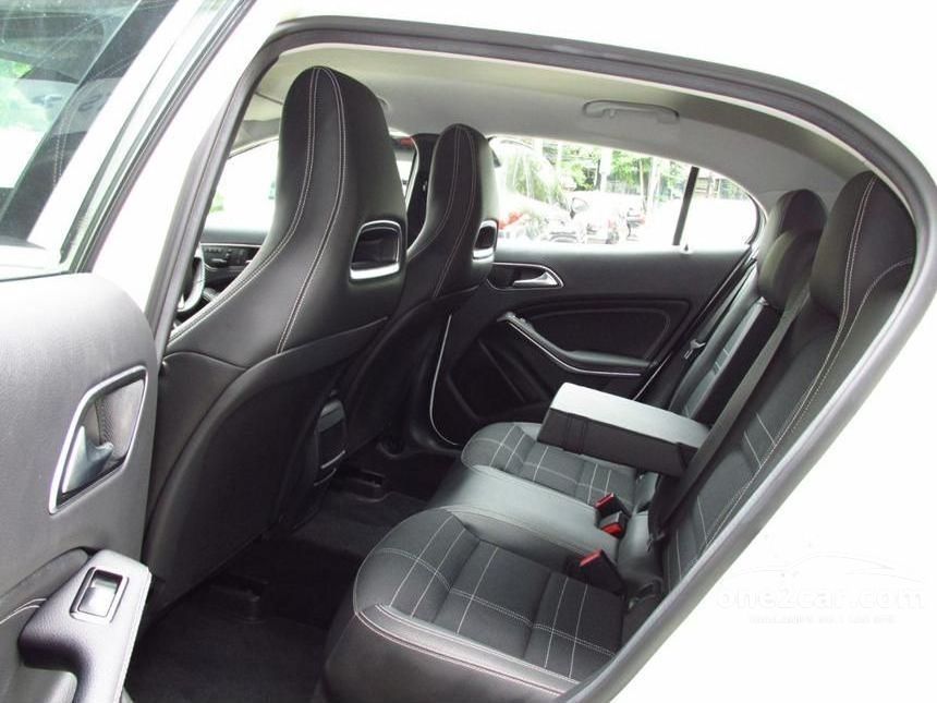 Mercedes-Benz GLA-CLASS 2015 GLA 200 CGI (W156) 1.6 in กรุงเทพและ ...