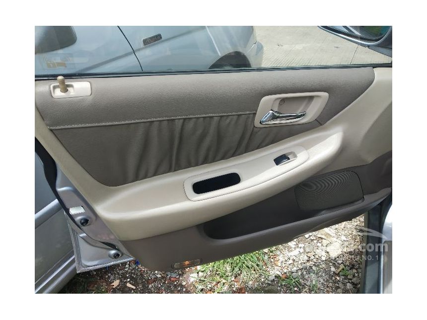 Jual Mobil Honda Accord 2003 VTi 2.3 di DKI Jakarta Manual Sedan Silver ...