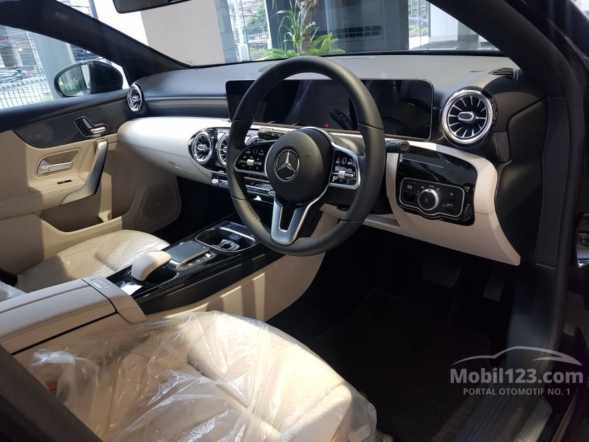Jual Mobil Mercedes-Benz A200 2020 Progressive Line 1.3 di Jawa Barat ...