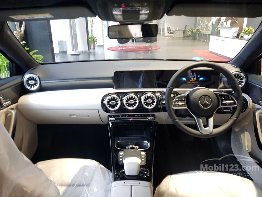 Jual Mobil Mercedes-Benz A200 2020 Progressive Line 1.3 di Jawa Barat ...