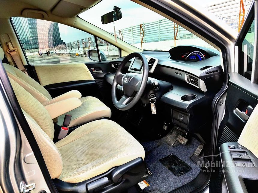 Jual Mobil Honda Freed 2013 S 1.5 di DKI Jakarta Automatic MPV Silver Rp 129.000.000 - 7180690 ...