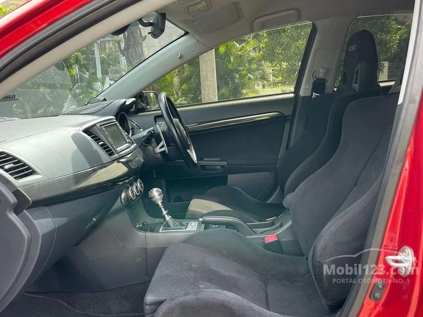 Jual Mobil Mitsubishi Lancer Evolution 2012 Evolution X 2.0 di ...