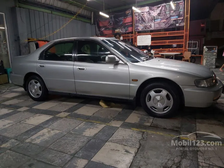 Jual Mobil Honda Accord 1997 2.2 di Jawa Barat Manual Sedan Silver Rp ...