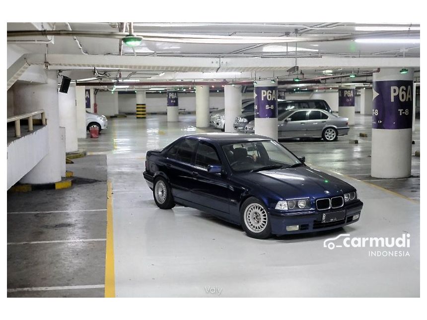 Jual Mobil BMW 318i 1996 E36 1.8 Sedan 1.8 di DKI Jakarta Manual Biru ...