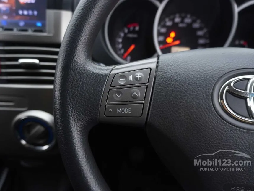 Jual Mobil Toyota Rush 2015 TRD Sportivo 1.5 di Banten Manual SUV Hitam ...