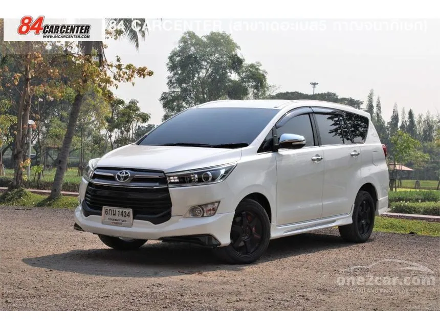 2017 Toyota Innova 2.8 (ปี 16-22) Crysta V Wagon AT for sale on One2car
