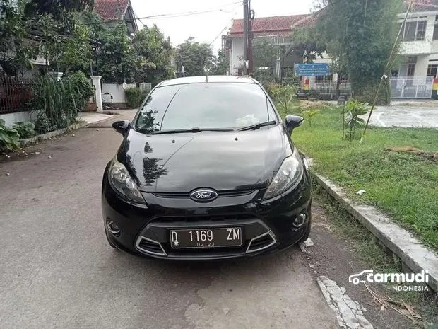 Ford Sedan Bekas Harga Termurah, Kondisi Terbaik | Carmudi
