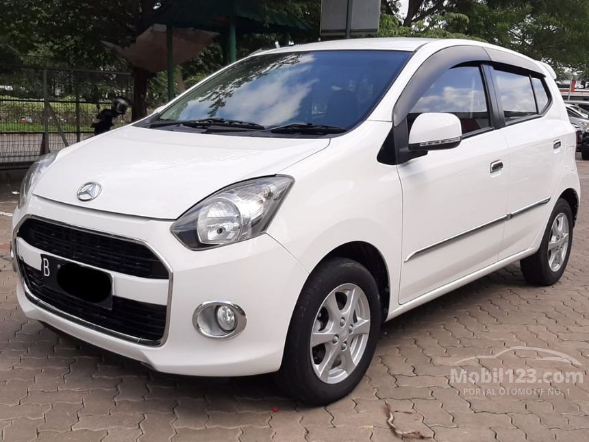 Jual Mobil Daihatsu Ayla 2015 X 1.0 di Banten Automatic Hatchback Putih ...