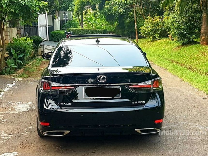 Jual Mobil Lexus GS300 2017 F Sport 2.0 di DKI Jakarta Automatic Sedan ...