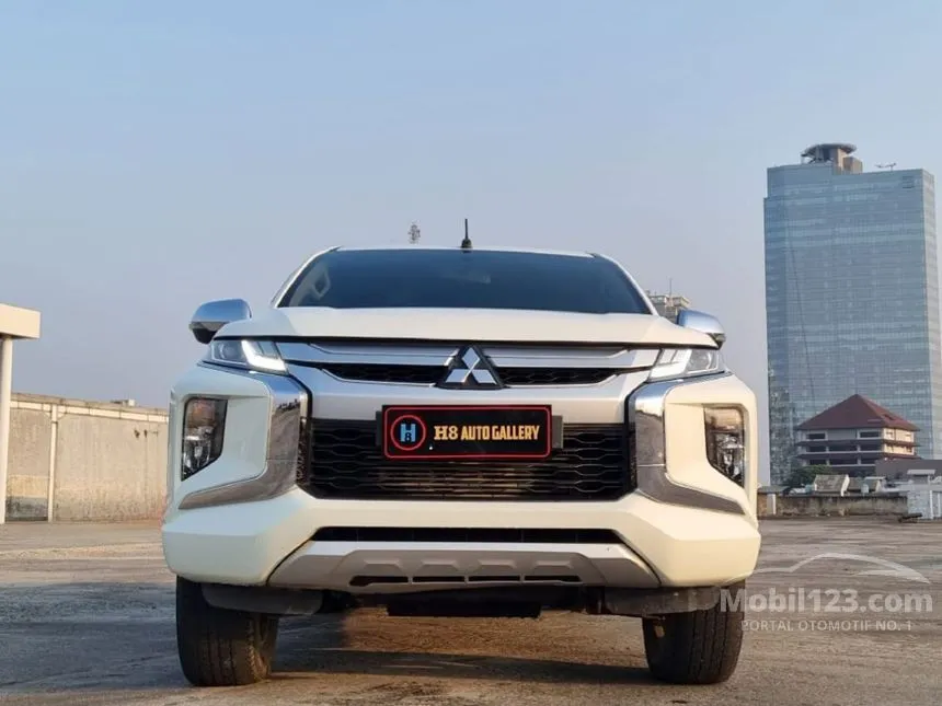 Jual Mobil Mitsubishi Triton 2020 EXCEED 2.4 di DKI Jakarta Manual Pick ...