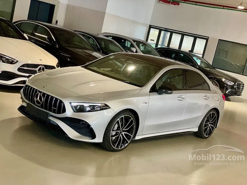 Jual Mobil Mercedes-Benz A35 AMG 2023 4MATIC 2.0 di DKI Jakarta ...