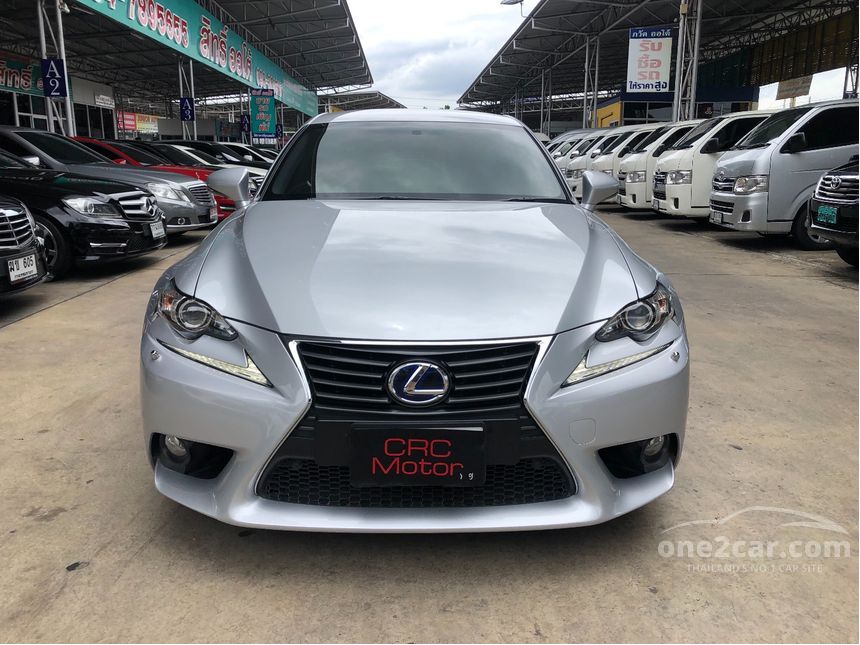 Lexus IS300h 2015 Premium 2.5 in กรุงเทพและปริมณฑล Automatic Sedan สี ...