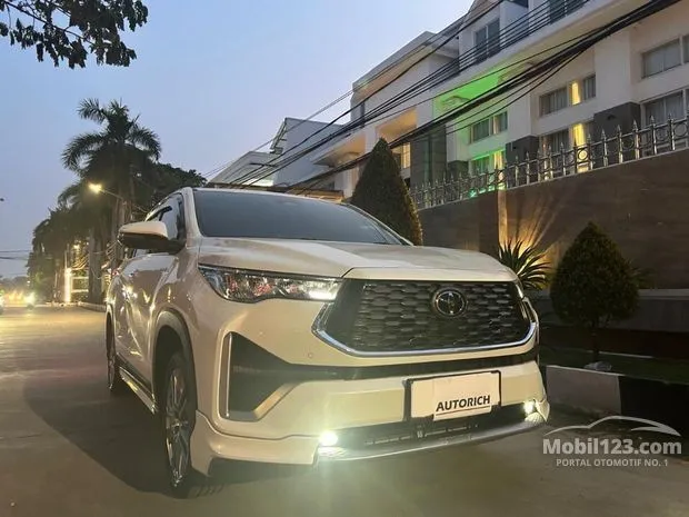 Jual Toyota Kijang Innova Zenix Bekas di Indonesia Harga Murah, Kondisi Terbaik | Mobil123