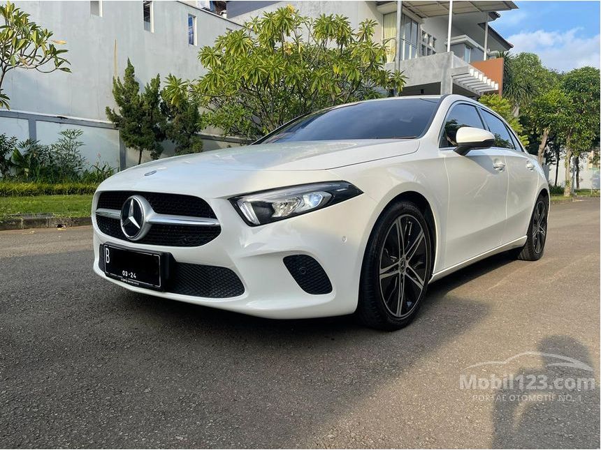 Jual Mobil Mercedes-Benz A200 2019 Progressive Line 1.3 di DKI Jakarta ...