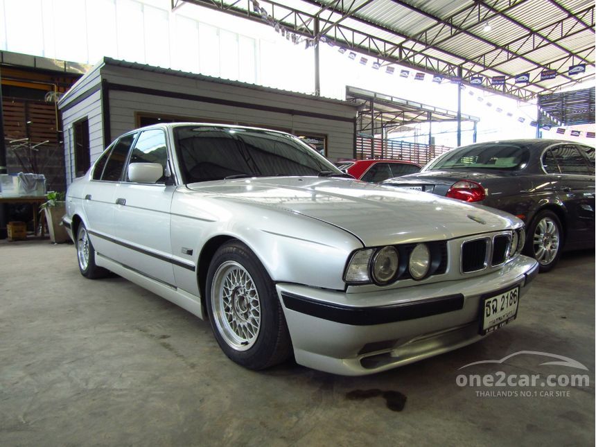 BMW 525i 1994 2.5 in กรุงเทพและปริมณฑล Automatic Sedan สีเทา for 80,000 Baht - 5729931 - One2car.com