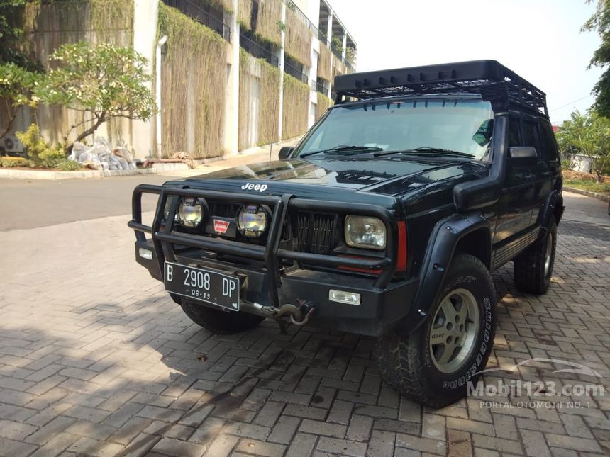 Jual Mobil Jeep Cherokee 1999 XJ 2.5 di DKI Jakarta Manual SUV Offroad ...