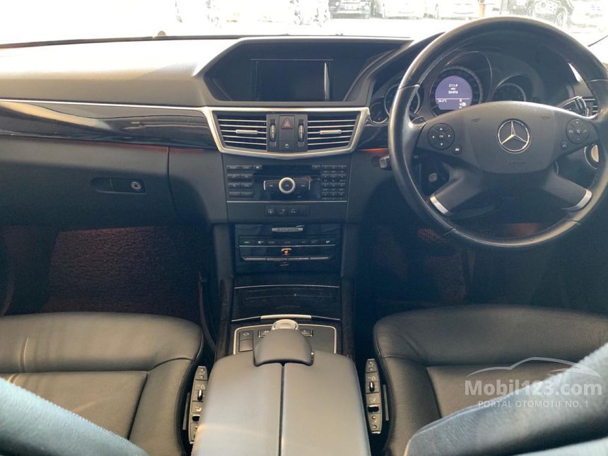 Jual Mobil Mercedes-Benz E300 2009 Avantgarde AMG 3.0 di DKI Jakarta Automatic Sedan Silver Rp ...