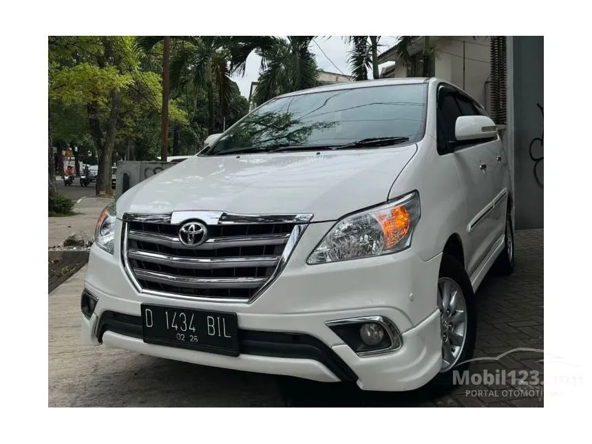 Jual Mobil Toyota Kijang Innova 2014 V 2.5 di Jawa Barat Automatic MPV ...