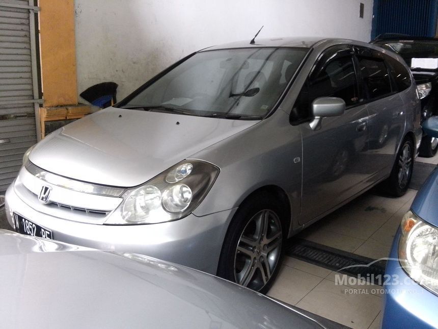Jual Mobil Honda Stream 2004 1.7 1.7 di Jawa Timur Automatic MPV Silver Rp 96.000.000 - 3616651 ...