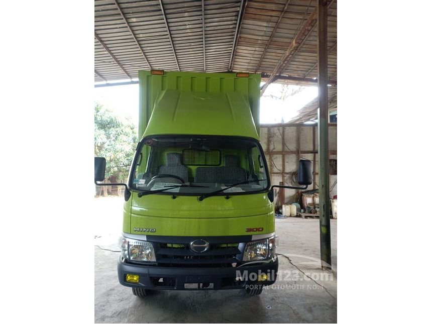 Jual Mobil Hino Dutro 2021 130 MDL 4.0 di DKI Jakarta Manual Trucks ...