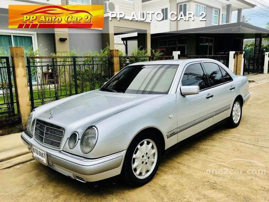 Mercedes-Benz E280 2000 Elegance 2.8 in กรุงเทพและปริมณฑล Automatic Sedan สีเงิน for 288,000 ...