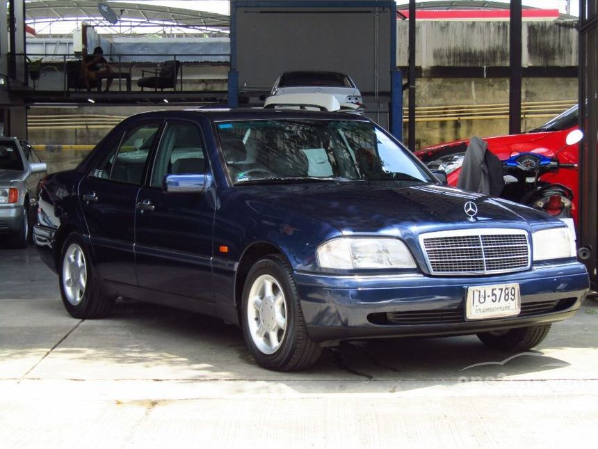 Mercedes-Benz C220 1996 Elegance 2.2 in กรุงเทพและปริมณฑล Automatic ...