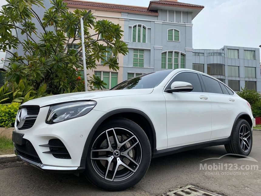Jual Mobil Mercedes-Benz GLC300 2019 AMG 4MATIC 2.0 di DKI Jakarta ...