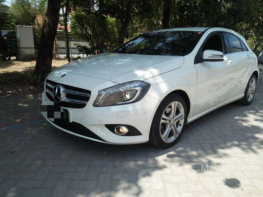 Jual Mobil Mercedes-Benz A200 2013 Urban 1.6 di Jawa Timur Automatic ...