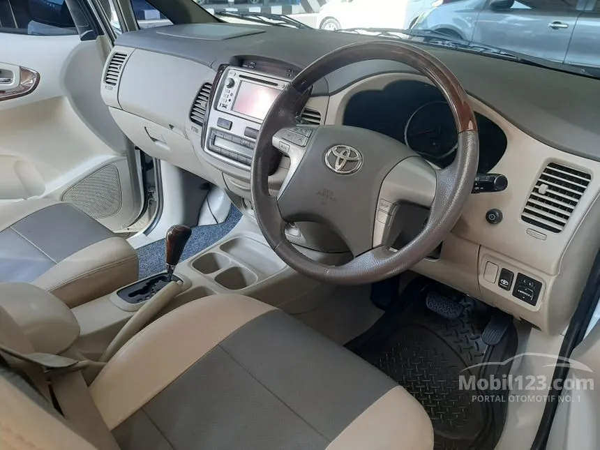 Jual Mobil Toyota Kijang Innova 2013 V Luxury 2.0 di Jawa Timur ...