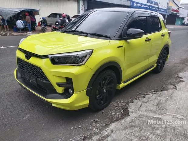 Jual Toyota Raize GR Sport (1 Tone) Bekas 2023 di Indonesia Harga Murah ...