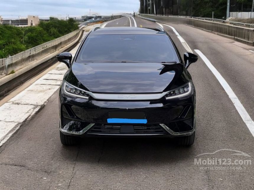Jual Mobil BYD M6 2024 EV Superior Captain di Jawa Timur Automatic ...